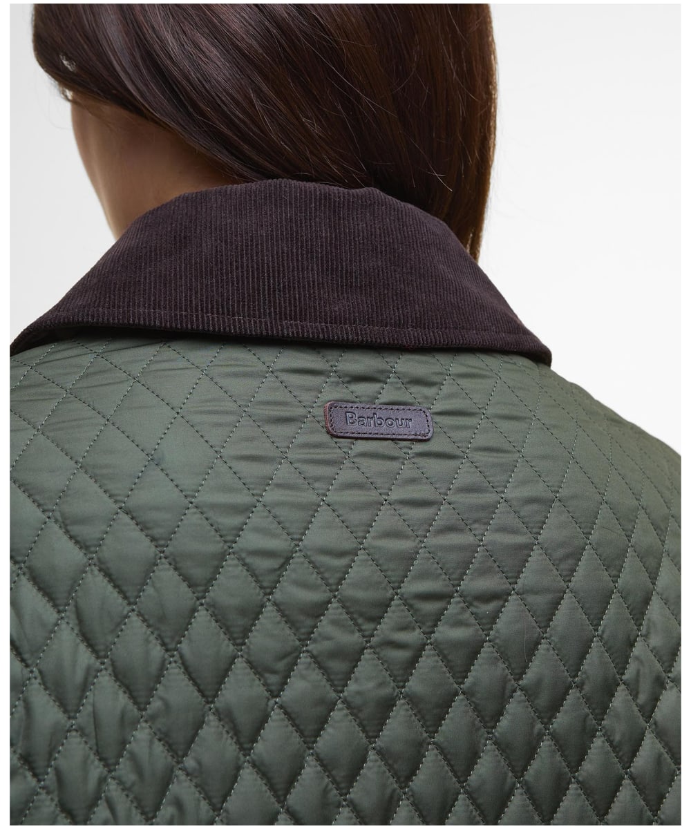 Women's Barbour Oakham Quilted Cape