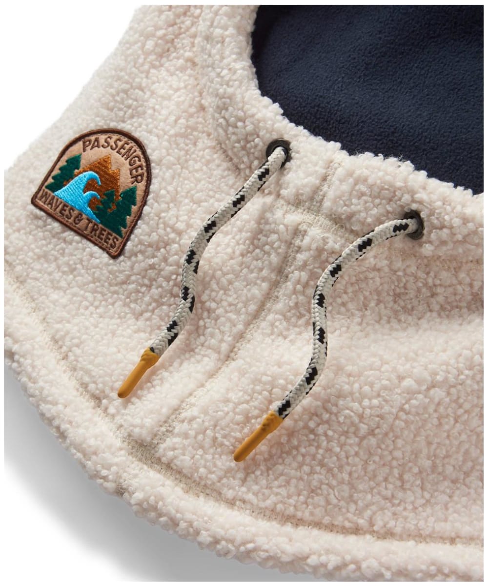 Passenger Clothing Snowdrift Recycled Polar Fleece Hood